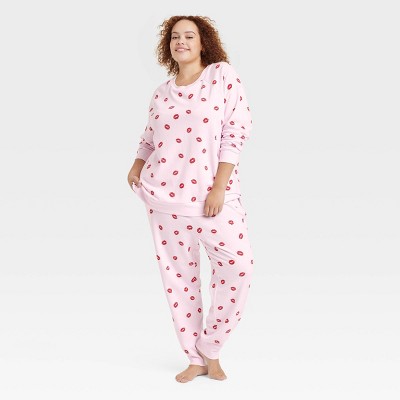 Women's Fleece Sweatshirt - Colsie™ Pink/kisses Xxl : Target