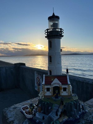 Lego Ideas Motorized Lighthouse Model Building Kit 21335 : Target