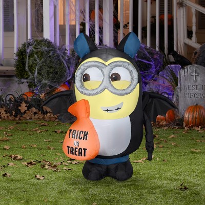 Despicable Me Minions Dave in Bat Costume Halloween Inflatable ...