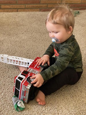 Maxx Action Large Firetruck With Extendable Ladder – Lights & Sounds ...