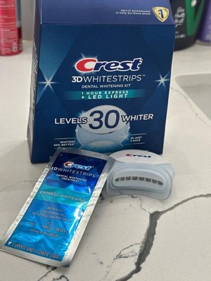 Crest 3d Whitestrips Professional White With Light Teeth Whitening Kit ...