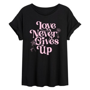 Women's - Instant Message - Love Never Gives Up Oversized Graphic T ...