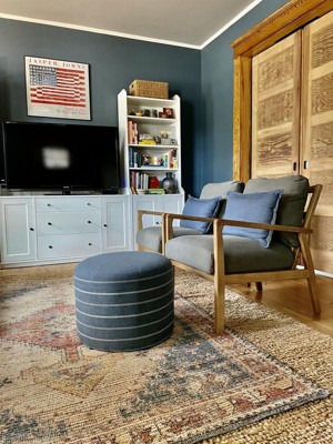 Lynwood upholstered round cube store