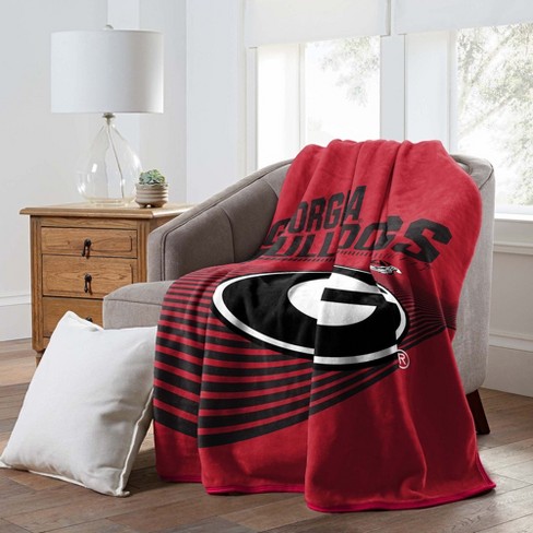 Sweet Home Collection Ncaa Georgia Bulldogs 60" X 80" Raschel Throw ...