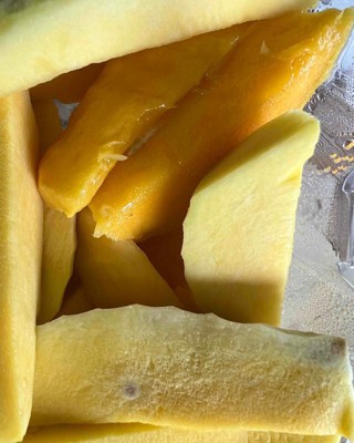 Cut Fruit Express Fresh Sliced Mango - 15oz : Target