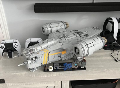 Lego Star Wars The Razor Crest Ucs Model Starship Set 75331 : Target