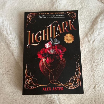 Lightlark - By Alex Aster : Target