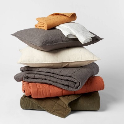 King Space Dyed Cotton Linen Quilt Light Gray - Threshold™ : Target