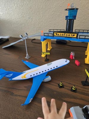 Driven By Battat – Airport Playset With Toy Airplane (32pc) – Micro ...