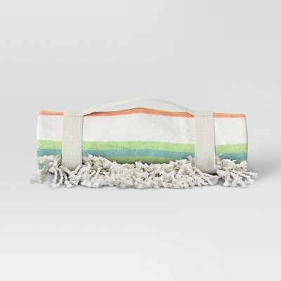 Twine Picnic Blanket - Waterproof Outdoor Blanket With Leather Carrying ...
