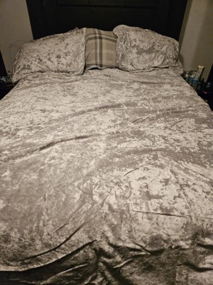 Twin/twin Xl Arabella Crushed Velvet To Faux Shearling Soft Reversible ...