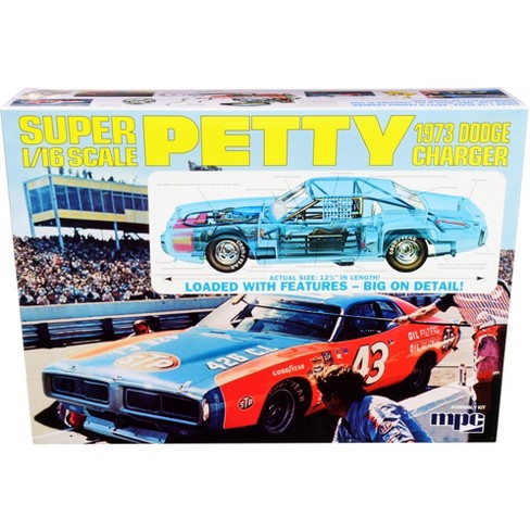 Skill 3 Model Kit 1973 Dodge Charger Richard Petty 1/16 Scale Model By ...