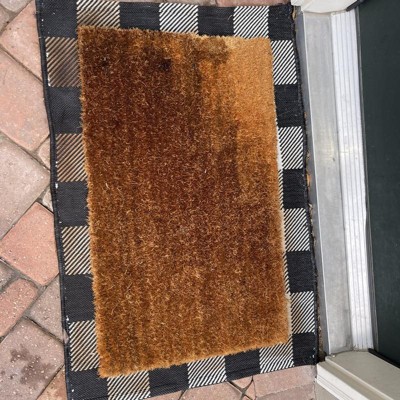 1'6"x2'6" Solid Doormat Beige - Room Essentials™ : Target