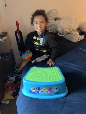 Pinkfong Baby Shark Step Stool : Target