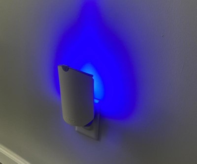 Zevo Indoor Flying Insect Trap For Fruit Flies, Gnats, And House Flies ...