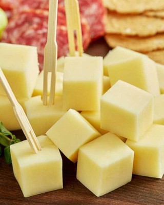 Signature Extra Mature White Cheddar Cheese - 7oz - Good & Gather™ : Target