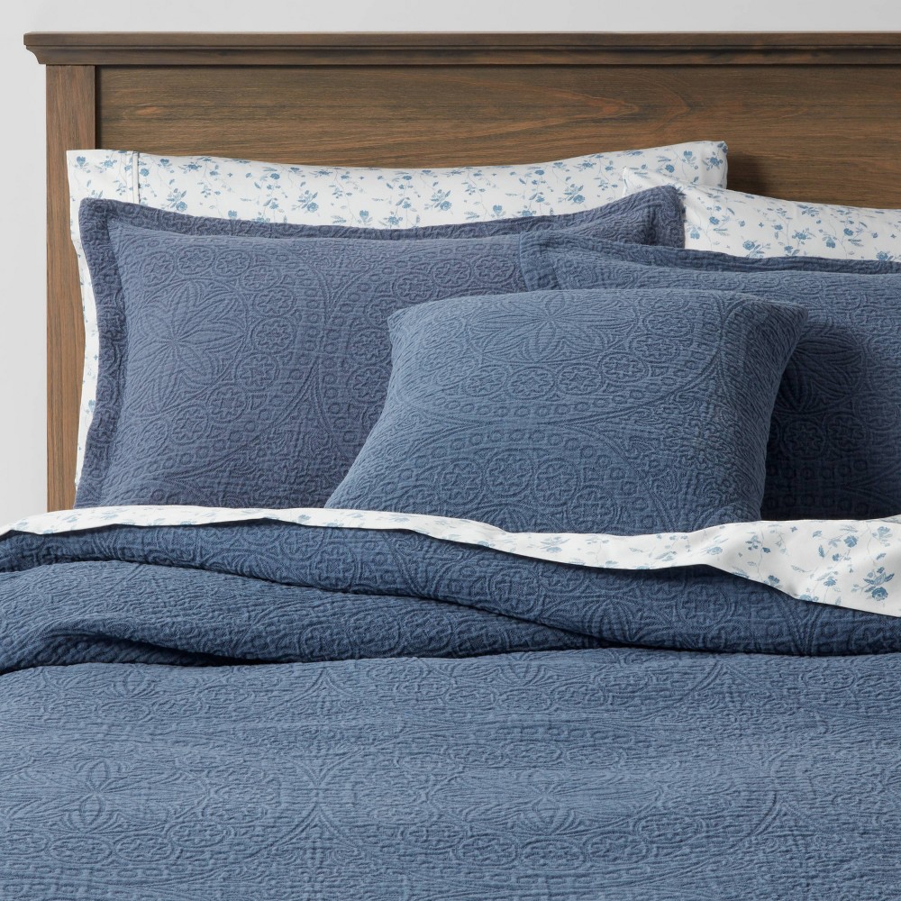 8pc Queen Matelasse Medallion Comforter & Sheet Bundle Blue - Threshold™