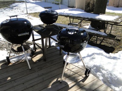 Weber 18" Original Kettle Charcoal Grill 441001 Black : Target