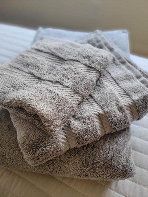 American Soft Linen 3 Piece Towel Set, 100% Cotton Bath Towels For ...