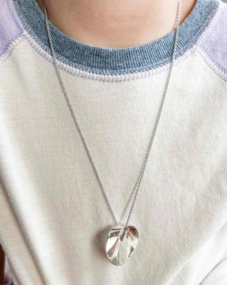 Women's Sterling Silver Twist Medallion Pendant Chain Necklace (18 ...