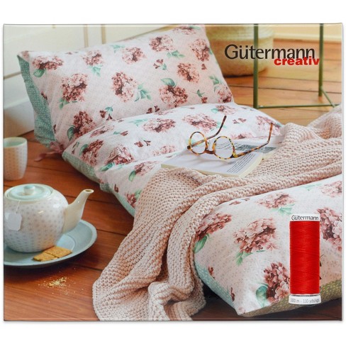 Gutermann Sew-all Thread Notebook : Target