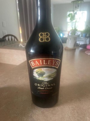 Baileys Irish Cream Liqueur - 750ml Bottle : Target