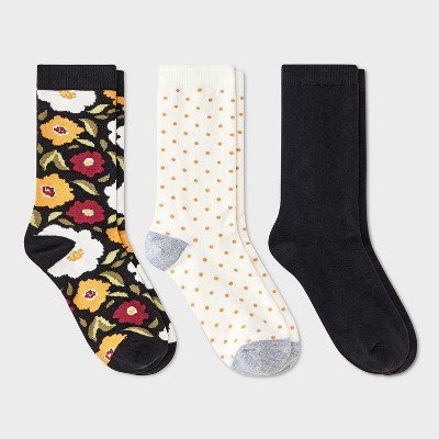 Women's Hello Kitty 3pk Mid Crew Socks - Red/white/black 4-10 : Target