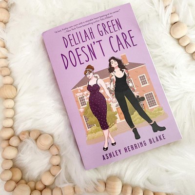 Delilah Green Doesn't Care - (a Bright Falls Novel) By Ashley Herring ...