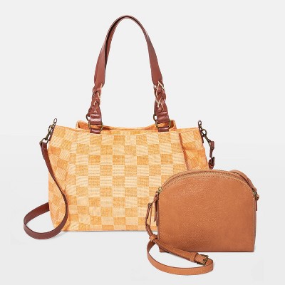 Universal Thread : Target