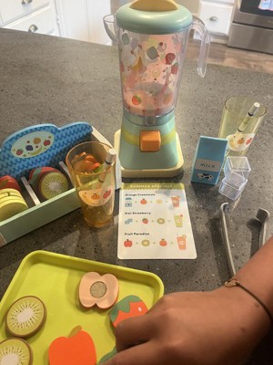 Smoothie Maker Play Set - Gigglescape™: Creative Toy Kitchen, Play Food ...