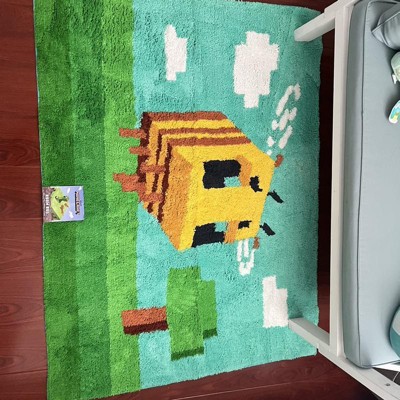 3'4"x4'6" Minecraft Bee Accent Rug : Target