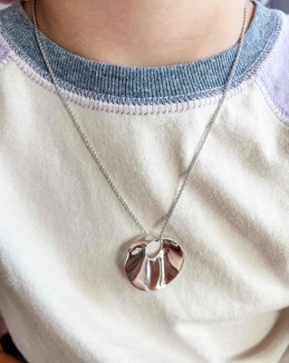 Women's Sterling Silver Twist Medallion Pendant Chain Necklace (18 ...