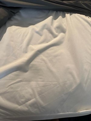 Allerease Twin Perfect Protection Cool Touch Waterproof Machine Washable Fitted Mattress ...