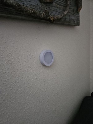 Energizer 2pk Led Battery Operated Led Puck Lights Indoor Touch ...