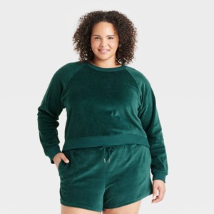 Women's Leisure Studio Velour Pullover Sweatshirt - Universal Thread ...