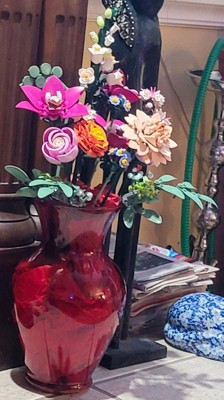 Lego Botanicals Pretty Pink Flower Bouquet For Home Decor 10342 : Target