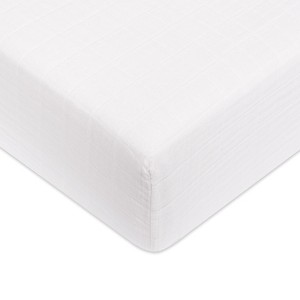 Babyletto Crib Sheet in GOTS Certified Organic Muslin Cotton - Plain ...