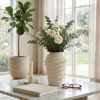 Decorative Textured Ribbed Table Vase with Chiseled Design for Home ...