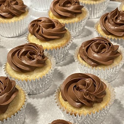 Cupcake Decorating Set - Favorite Day™ : Target