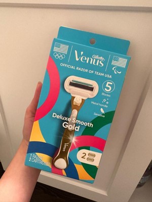 Venus Deluxe Smooth Sensitive Women's Razor + 2 Razor Blade Refills ...