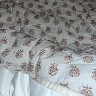 Lofty Cotton Slub Woodblock Print Floral Quilt Off White/mauve ...