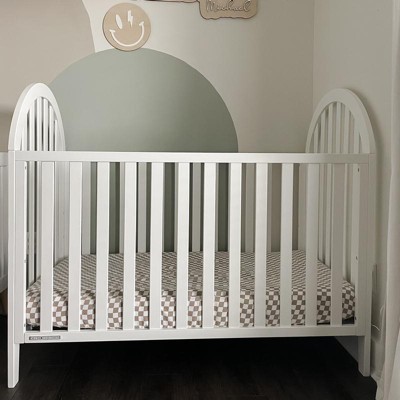 Delta Children Milano 4-in-1 Convertible Crib - Grassy Glen : Target