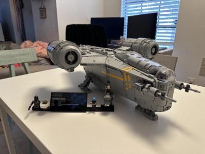 Lego Star Wars The Razor Crest Ucs Model Starship Set 75331 : Target