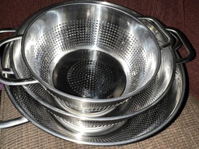 3pc (1.5qt, 3qt, And 5qt) Stainless Steel Colander Set Silver - Figmint ...