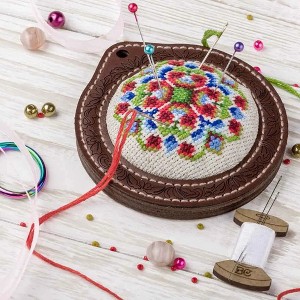 Wonderland Crafts Kit for creating a pin cushion FLTL-025 : Target