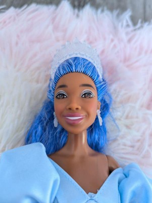 Disney Descendants: The Rise Of Red – Queen Cinderella Fashion Doll ...