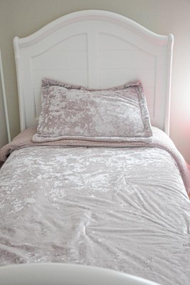 Twin/twin Xl Arabella Crushed Velvet To Faux Shearling Soft Reversible ...