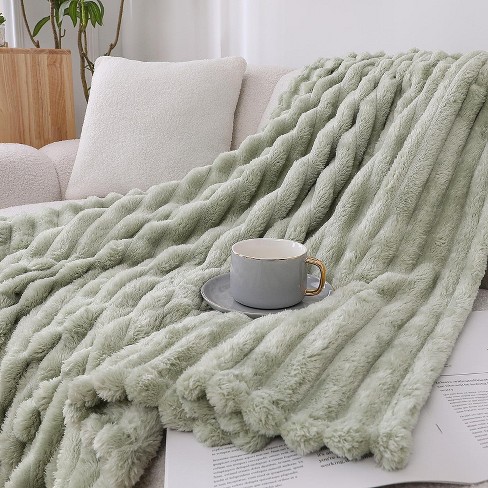 Kate Aurora Modern Lux Ultra Soft & Plush Ribbed Accent Throw Blanket ...