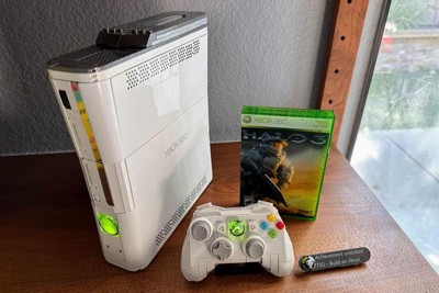 Mega Showcase Microsoft Xbox 360 Collector Building Set - 1342pcs : Target