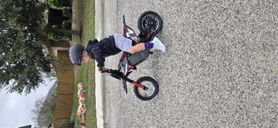 Hyper Hpr350 Dirt Bike 24 Volt Electric Motorcycle For Kids ...